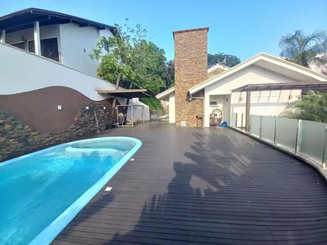 Casa / Sobrado para Venda em Timbó/SC Quintino 4 Quartos