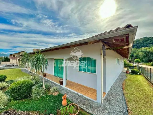 Casa / Sobrado para Venda em Timbó/SC Vila Germer 4 Quartos