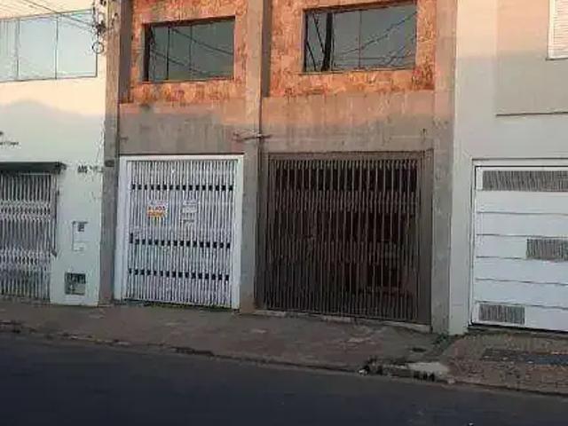 Casa / Sobrado para Venda em Tietê/SP Centro 5 Quartos