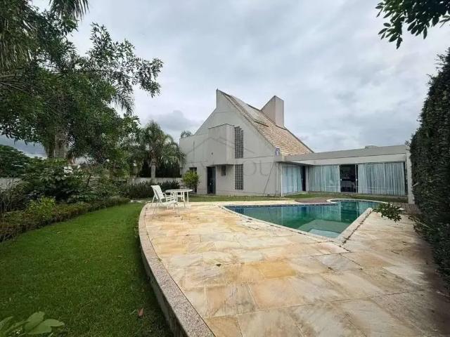Casa / Sobrado para Venda em Tijucas/SC Centro 4 Quartos