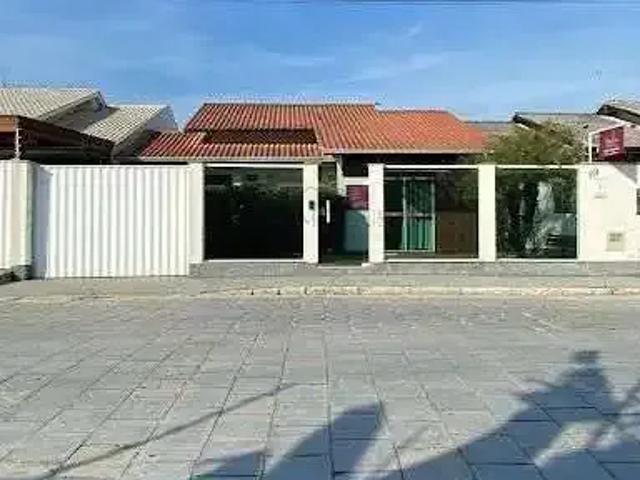 Casa / Sobrado para Venda em Tijucas/SC Centro 4 Quartos