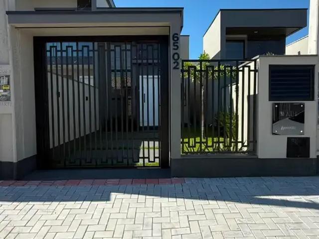Casa / Sobrado para Venda em Tijucas/SC Areias 2 Quartos
