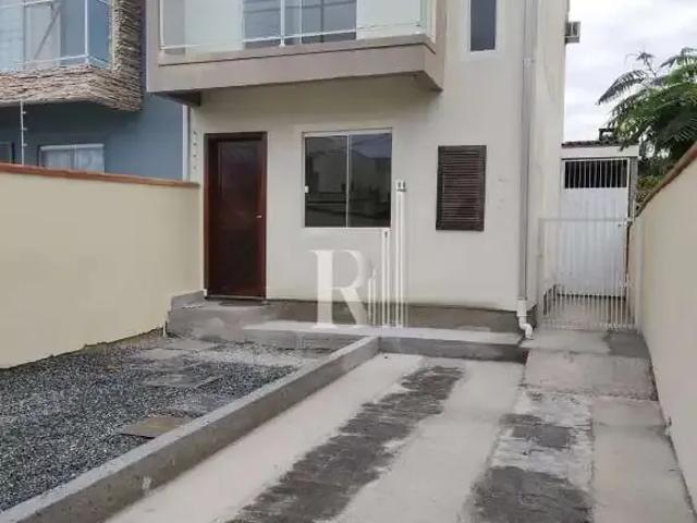 Casa / Sobrado para Venda em Tijucas/SC Areias 2 Quartos