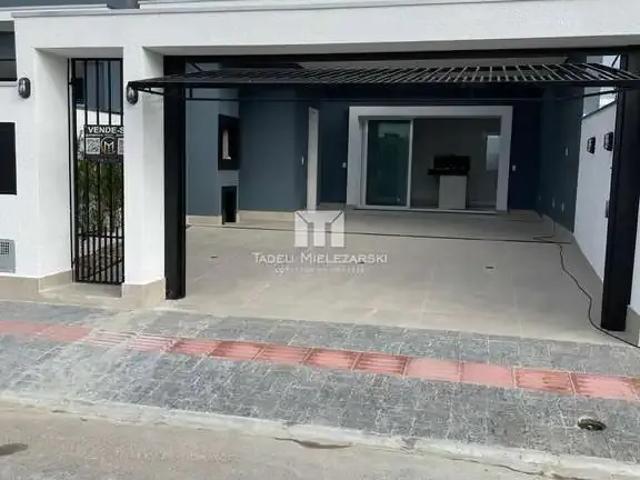Casa / Sobrado para Venda em Tijucas/SC Areias 3 Quartos