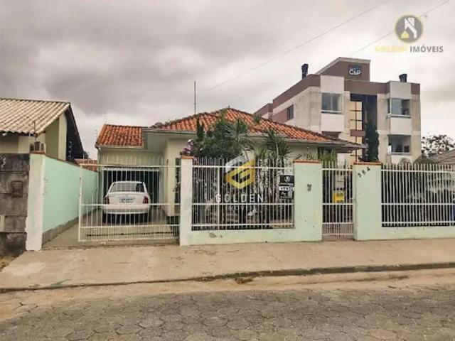 Casa / Sobrado para Venda em Tijucas/SC Areias 3 Quartos