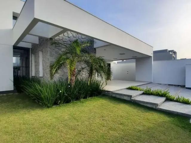 Casa / Sobrado para Venda em Tijucas/SC Areias 4 Quartos