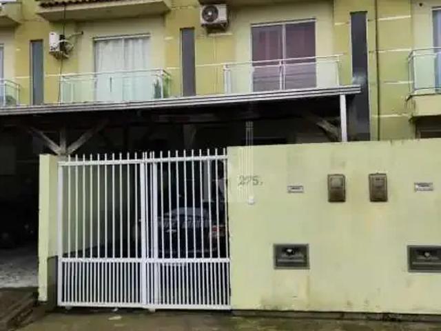 Casa / Sobrado para Venda em Tijucas/SC Praça 2 Quartos