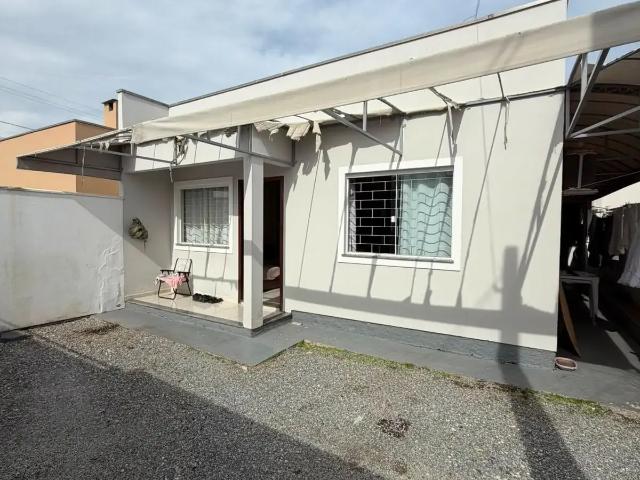 Casa / Sobrado para Venda em Tijucas/SC Universitário 2 Quartos