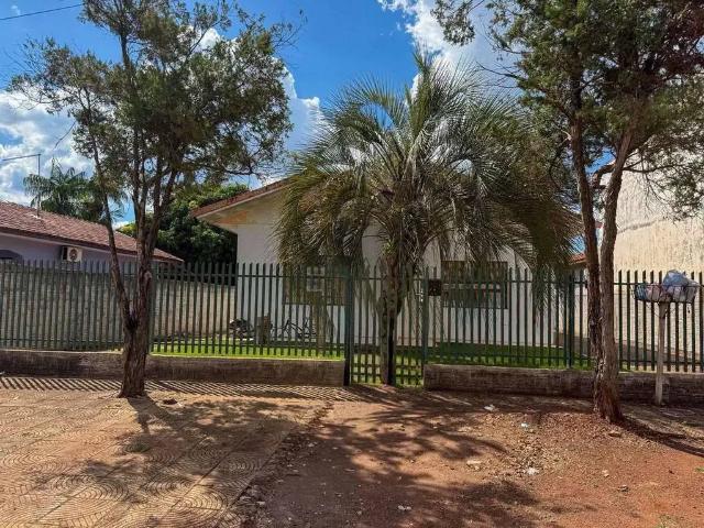Casa / Sobrado para Venda em Toledo/PR Jardim Coopagro