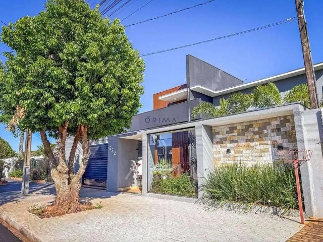 Casa / Sobrado para Venda em Toledo/PR Jardim Gisela 4 Quartos