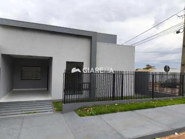 Casa / Sobrado para Venda em Toledo/PR Pinheirinho 2 Quartos