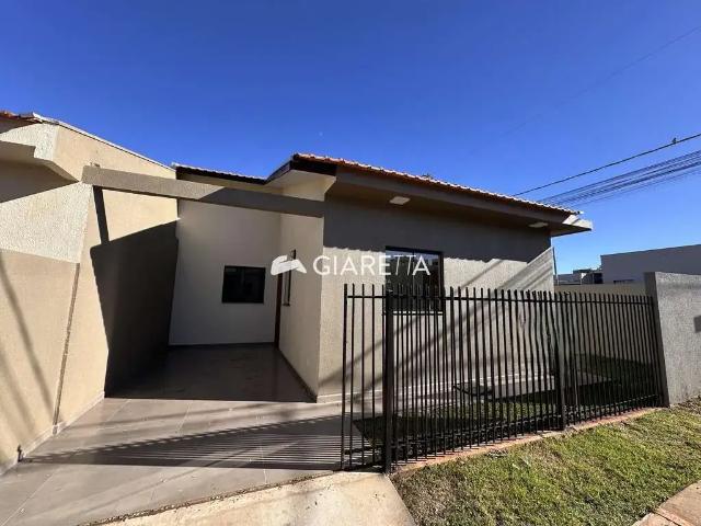 Casa / Sobrado para Venda em Toledo/PR Pinheirinho 2 Quartos