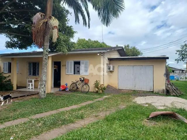 Casa / Sobrado para Venda em Torres/RS Igra Sul 3 Quartos
