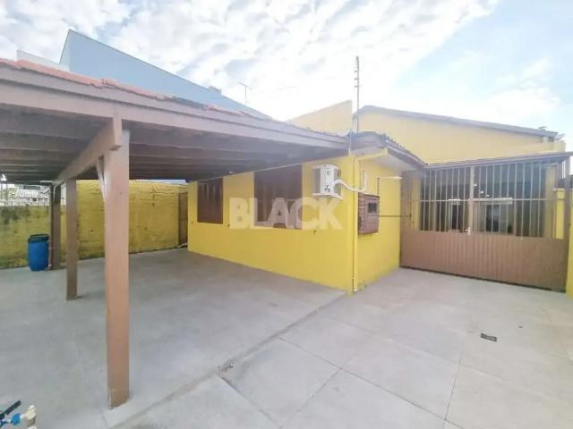 Casa / Sobrado para Venda em Torres/RS Praia da Cal 3 Quartos