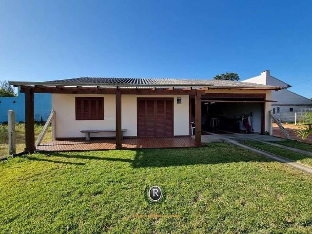 Casa / Sobrado para Venda em Torres/RS Praia Paraíso 2 Quartos