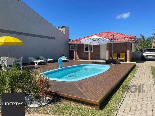 Casa / Sobrado para Venda em Torres/RS Praia Paraíso 2 Quartos