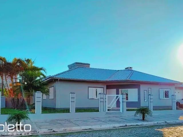 Casa / Sobrado para Venda em Torres/RS Stan 3 Quartos