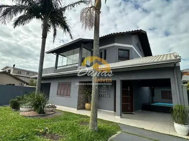 Casa / Sobrado para Venda em Tramandaí/RS Tiroleza 4 Quartos