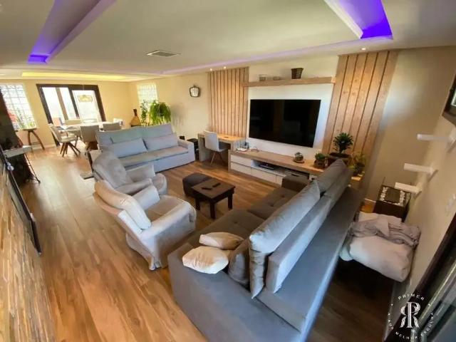 Casa / Sobrado para Venda em Tramandaí/RS Tirolesa 3 Quartos