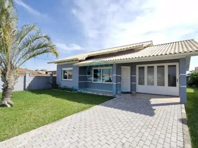 Casa / Sobrado para Venda em Tramandaí/RS Humaitá 3 Quartos