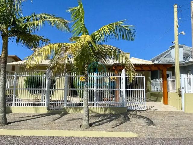 Casa / Sobrado para Venda em Tramandaí/RS Tramandaí Sul 3 Quartos