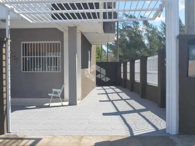 Casa / Sobrado para Venda em Tramandaí/RS Zona Nova 3 Quartos