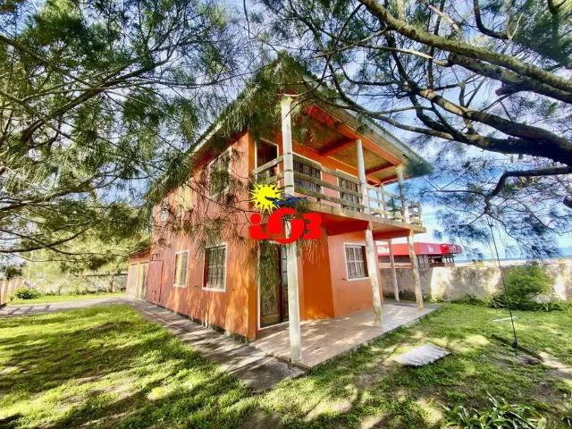 Casa / Sobrado para Venda em Tramandaí/RS Zona Nova 3 Quartos