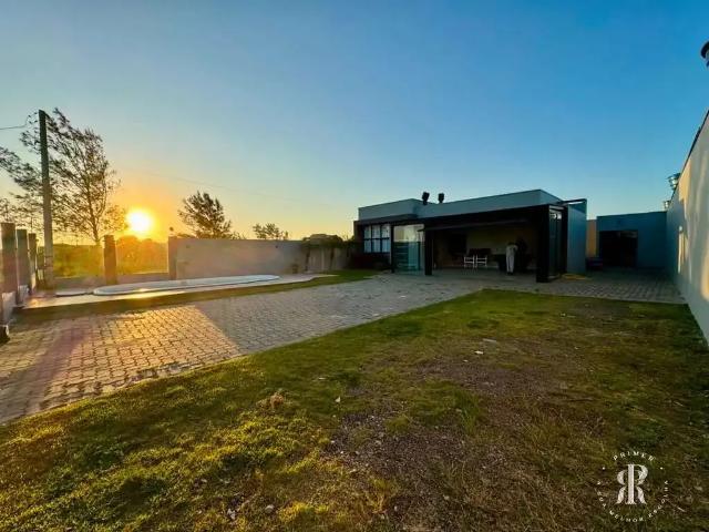 Casa / Sobrado para Venda em Tramandaí/RS Zona Nova 3 Quartos
