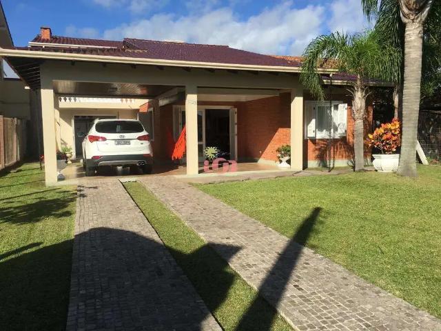 Casa / Sobrado para Venda em Tramandaí/RS Zona Nova 3 Quartos