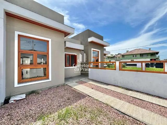 Casa / Sobrado para Venda em Tramandaí/RS Zona Nova 2 Quartos