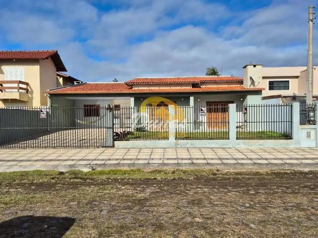 Casa / Sobrado para Venda em Tramandaí/RS Zona Nova 2 Quartos