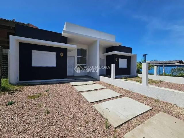 Casa / Sobrado para Venda em Tramandaí/RS Zona Nova 2 Quartos