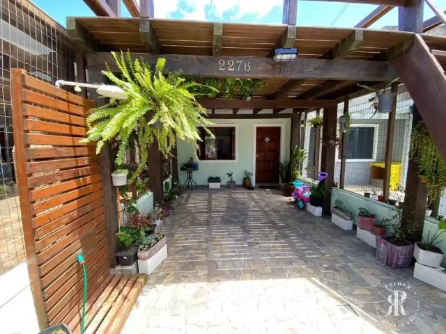 Casa / Sobrado para Venda em Tramandaí/RS Zona Nova 2 Quartos