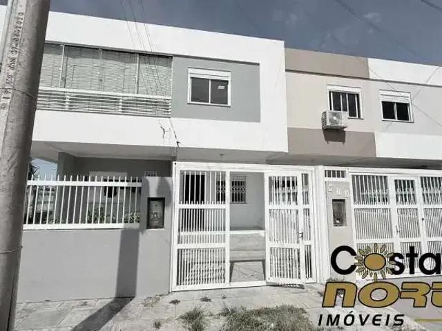 Casa / Sobrado para Venda em Tramandaí/RS Zona Nova 2 Quartos