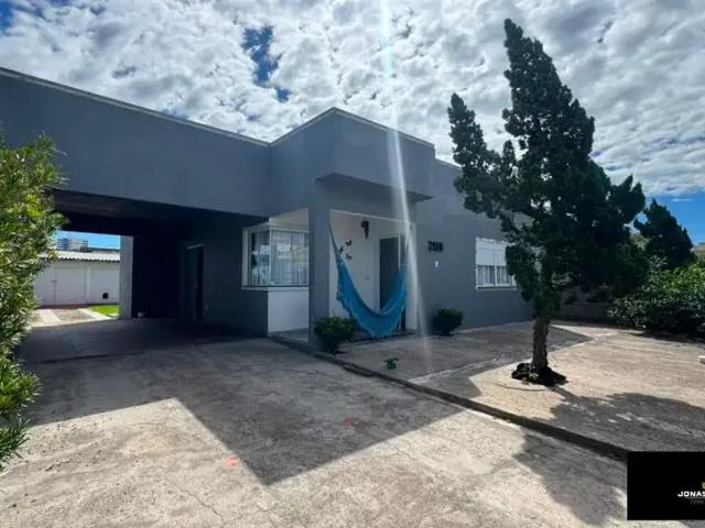 Casa / Sobrado para Venda em Tramandaí/RS Zona Nova 4 Quartos