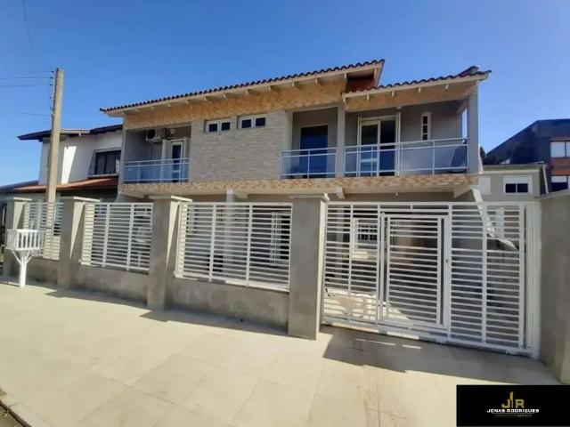 Casa / Sobrado para Venda em Tramandaí/RS Zona Nova 4 Quartos