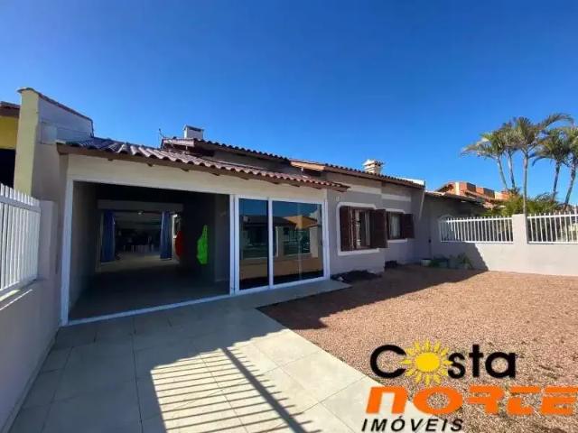 Casa / Sobrado para Venda em Tramandaí/RS Zona Nova 4 Quartos