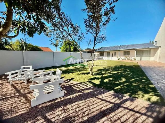 Casa / Sobrado para Venda em Tramandaí/RS Zona Nova 4 Quartos