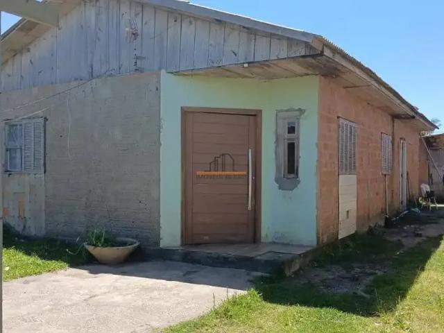 Casa / Sobrado para Venda em Tramandaí/RS Zona Nova 4 Quartos