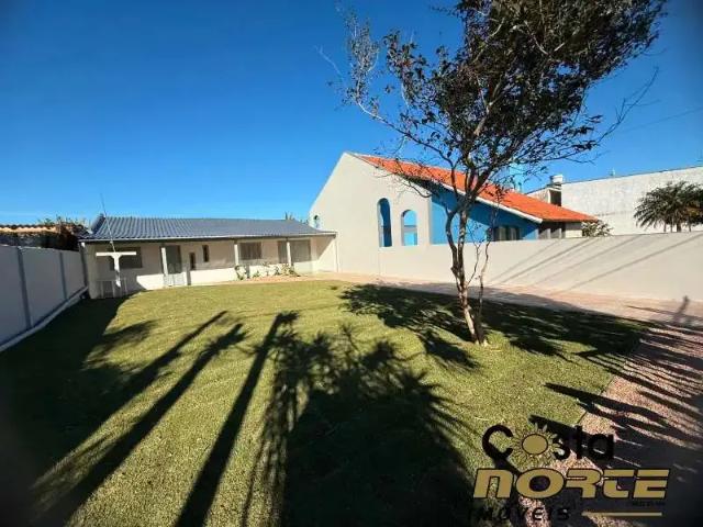 Casa / Sobrado para Venda em Tramandaí/RS Zona Nova 4 Quartos