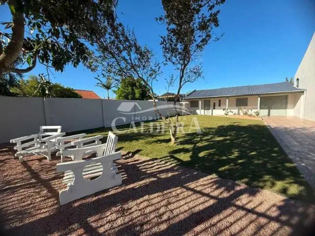 Casa / Sobrado para Venda em Tramandaí/RS Zona Nova 4 Quartos