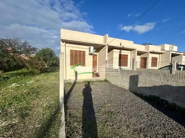 Casa / Sobrado para Venda em Tramandaí/RS Aldeia da Lagoa 2 Quartos