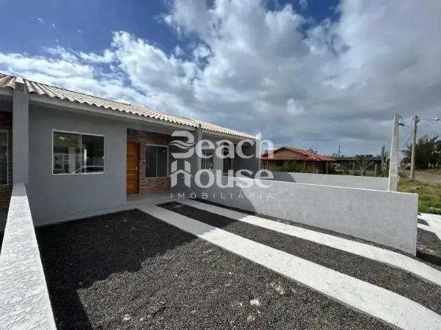 Casa / Sobrado para Venda em Tramandaí/RS Balneário Tiarajú 2 Quartos