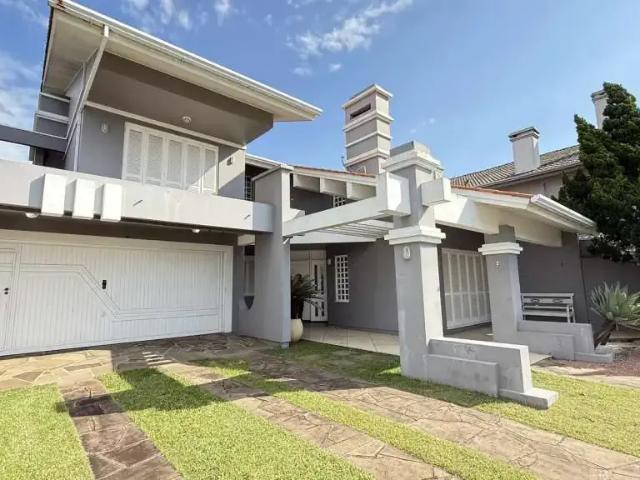 Casa / Sobrado para Venda em Tramandaí/RS Barra 4 Quartos