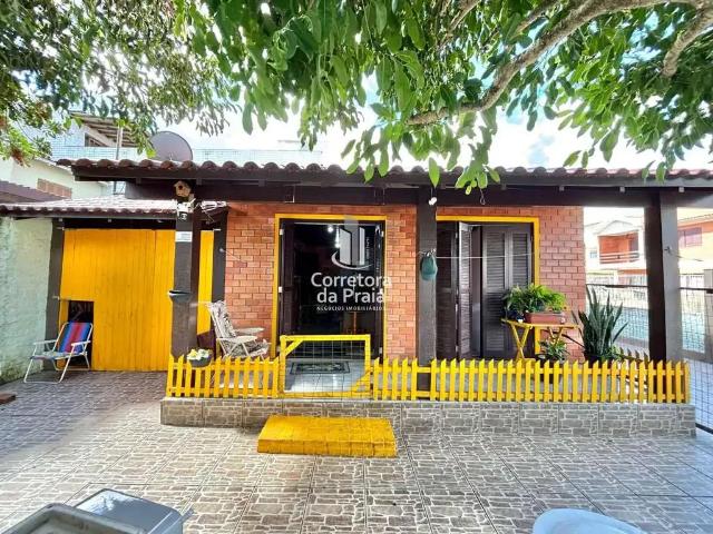 Casa / Sobrado para Venda em Tramandaí/RS Barra 1 Quartos
