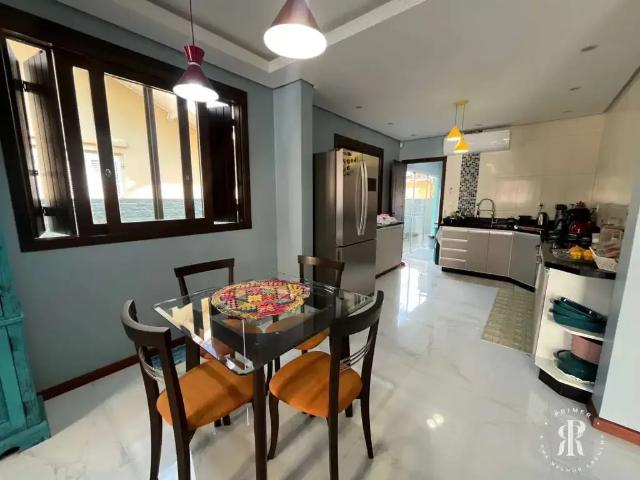 Casa / Sobrado para Venda em Tramandaí/RS Barra 3 Quartos