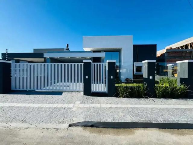 Casa / Sobrado para Venda em Tramandaí/RS Centro 3 Quartos