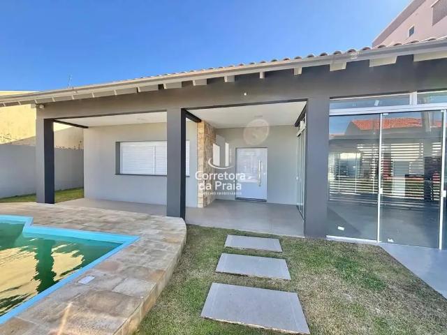 Casa / Sobrado para Venda em Tramandaí/RS Centro 3 Quartos