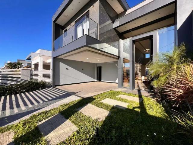Casa / Sobrado para Venda em Tramandaí/RS Centro 3 Quartos