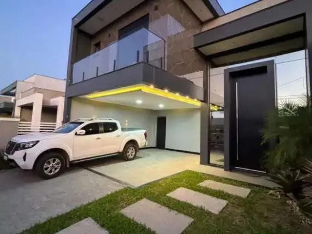 Casa / Sobrado para Venda em Tramandaí/RS Centro 3 Quartos